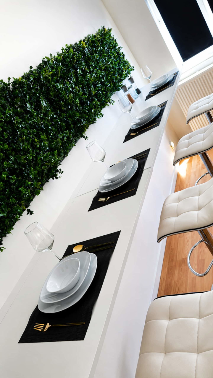 6 Pers + Garage Hilton Gratuit - Quartier Louise - Evere
