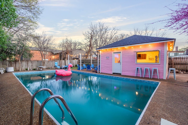New Elvis House | 10 Min. To Beale | Hot Tub - Memphis, TN