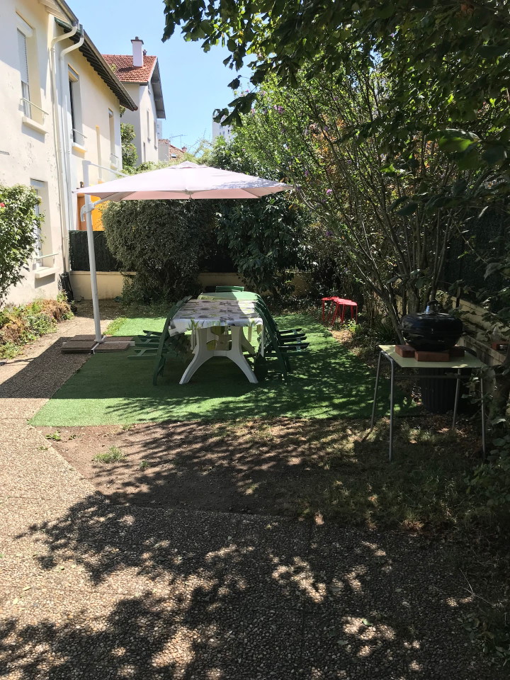Maison-gîte De Ville ( Internet, Stationnement) - Clermont-Ferrand