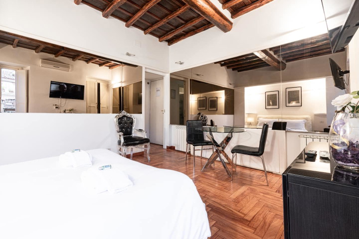 Spanish Steps Terrace Apartment - Roma