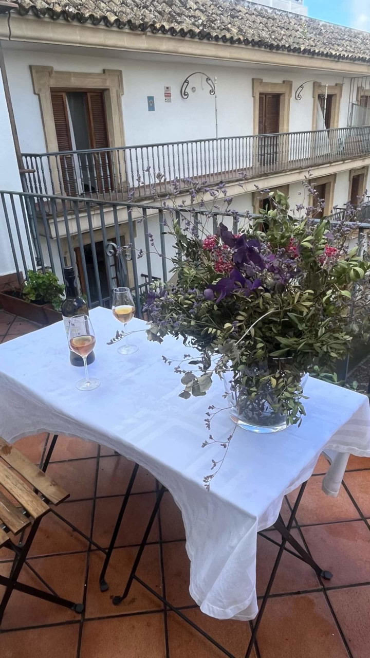 Downtown Apartment, 5 Bedrooms, 5 En-suite Bathrooms. - Spain