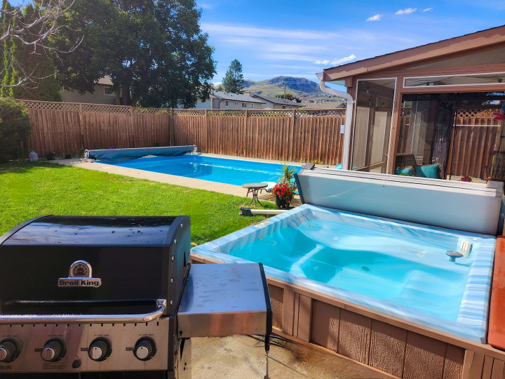 Twin Rivers Retreat *Private Pool And Spa* - Kamloops