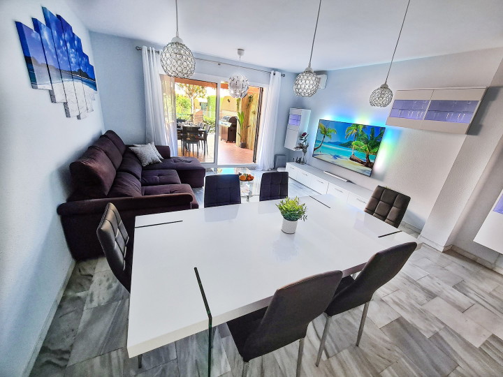 Luxury 5-bedroom, Game Room, Hot Tub, 5 Min Beach - Torremolinos