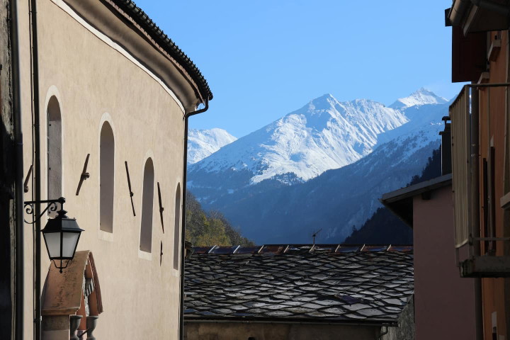 Apparently Mountain - Orelle