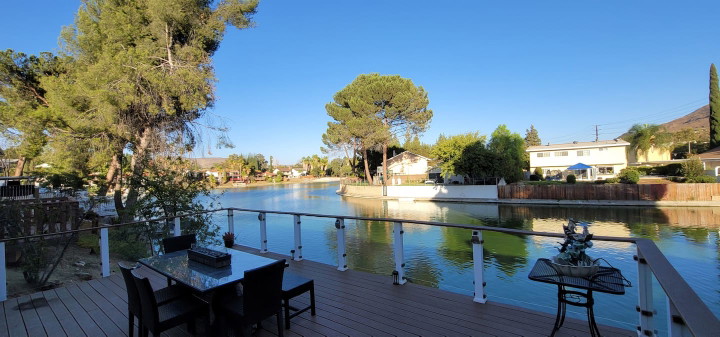 Lakefront House With Breathtaking View - Agoura Hills, CA