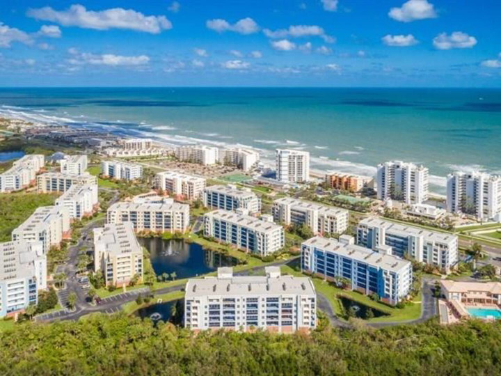 Ocean Oasis In New Smyrna Beach Florida - Edgewater, FL