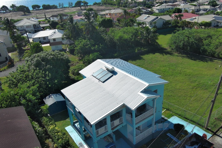 Near The Water 2bd Upper Level - Barbados