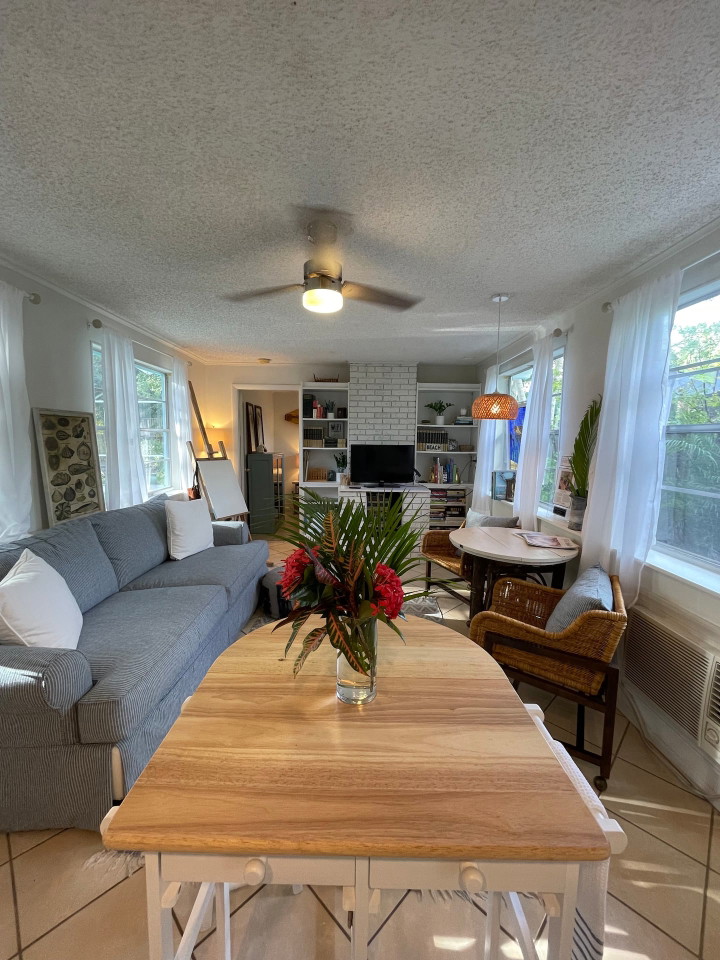 The Bonita Bungalow - Vero Beach, FL