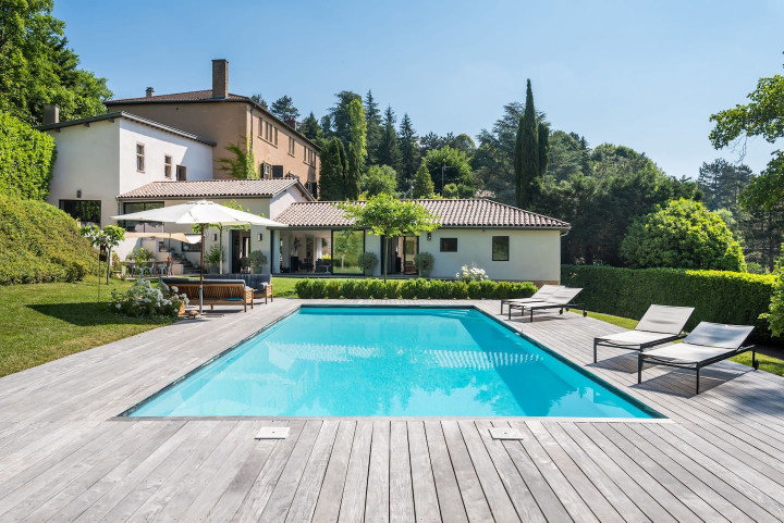 Le Pressoir - Newly Refurbished House With Contemporary Decoration - Caluire-et-Cuire