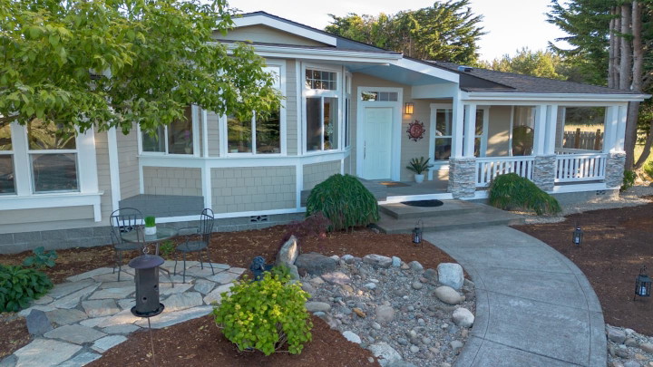 Serene Home In Sunny Sequim.  Feels Like A Hug! - Sequim, WA