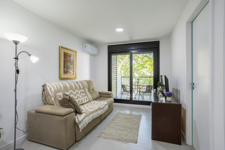 Confort Y Espacio | Gran Balcón | Centro | Wifi - Montevideo