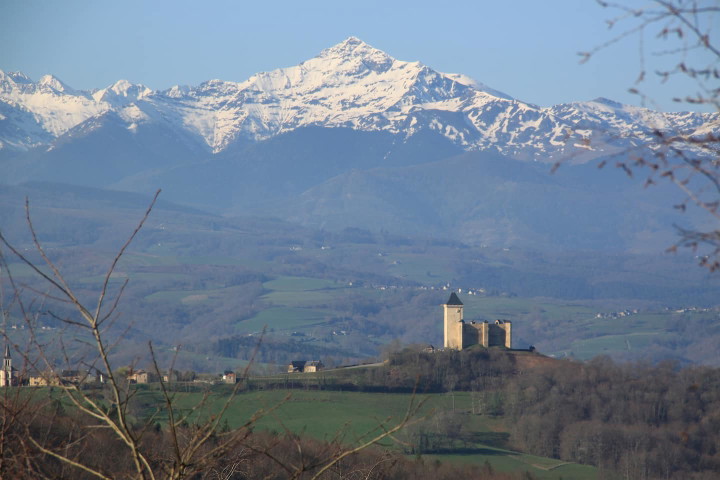 Bonheur : Gîte Face Aux Pyrénées - Hautes-Pyrénées