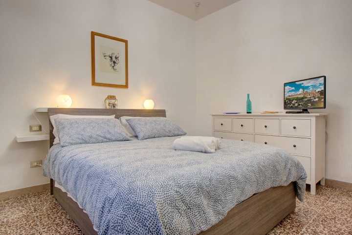 Accommodation Close To The City Center - Volterra