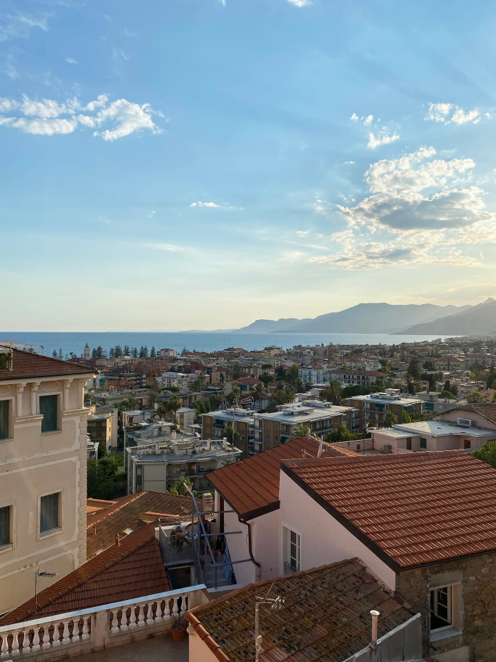 Casa Petra - Appartamento Vista Mare Città Vecchia - Bordighera
