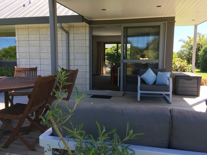 Country Feel /Town Close By. - Wairarapa