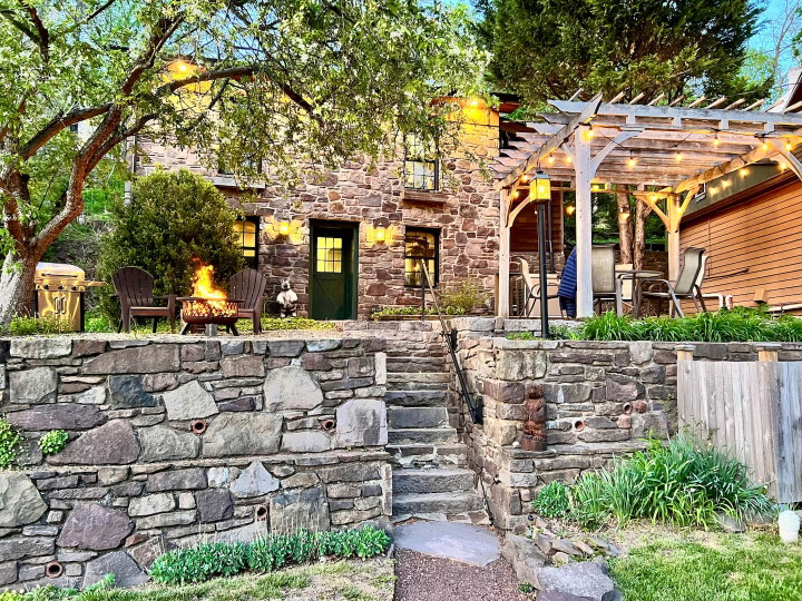 Cozy 2 Br Storybook Cottage Steps To The Delaware - New Hope, PA