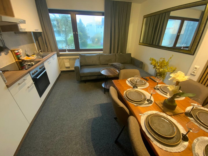 3-zimmer (2 Schlafzimmer) Wohnung In Deggendorf - Deggendorf