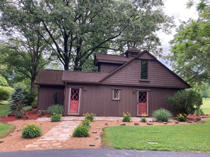 Rustic Guest House Cabin In A Secluded Setting - Illinois