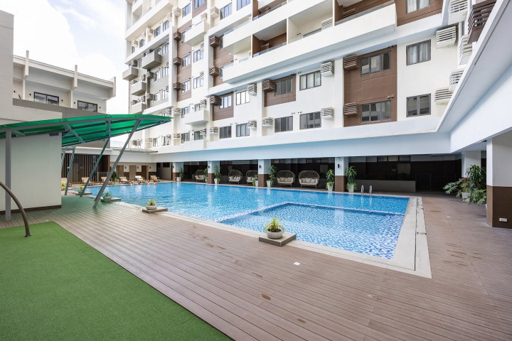 Anaiah's Suite Near Cebu It Park - Pool & Gym Fun - Cebu City