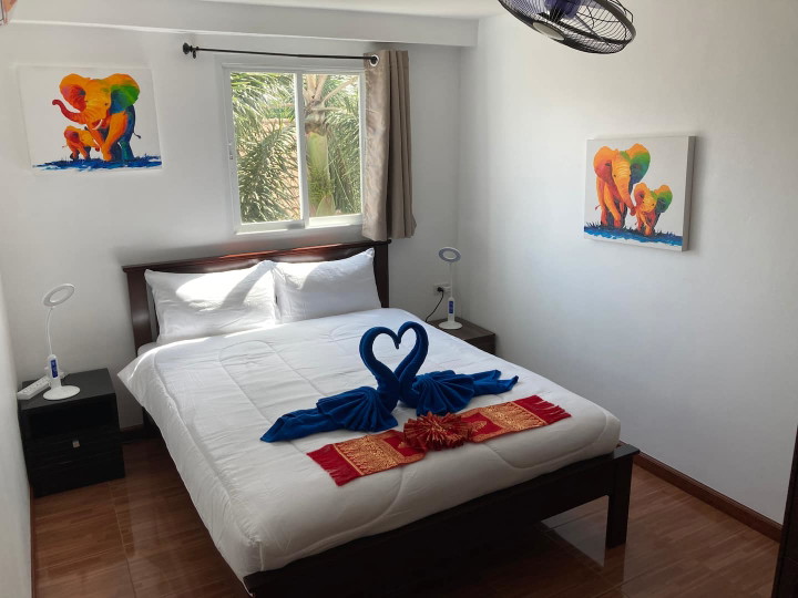 Roomy 2 Bedroom Condo Near Beach And Bangla Road - Patong Beach