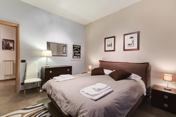 Modern Apartment Near St John Lateran - Rome
