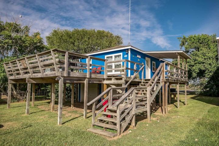 Charming Home Close To Matagorda Beach & Boat Ramp - Matagorda, TX