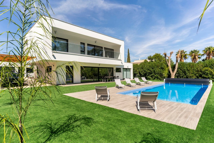 Villa Elodie Private Pool, Parking, Free Wifi - Praia da Rocha