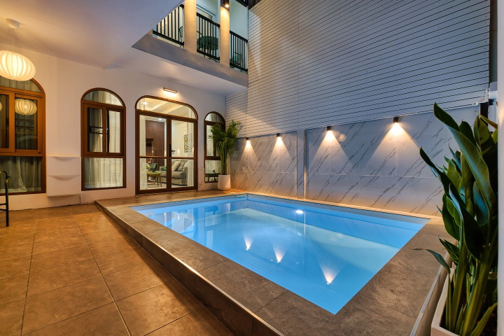 Bangkok Luxury Private Tour Private Pool House 6 Rooms In The City - Bangkok
