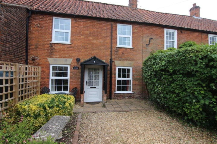 Hollyhocks Cottage Self Catering North Norfolk - Brancaster