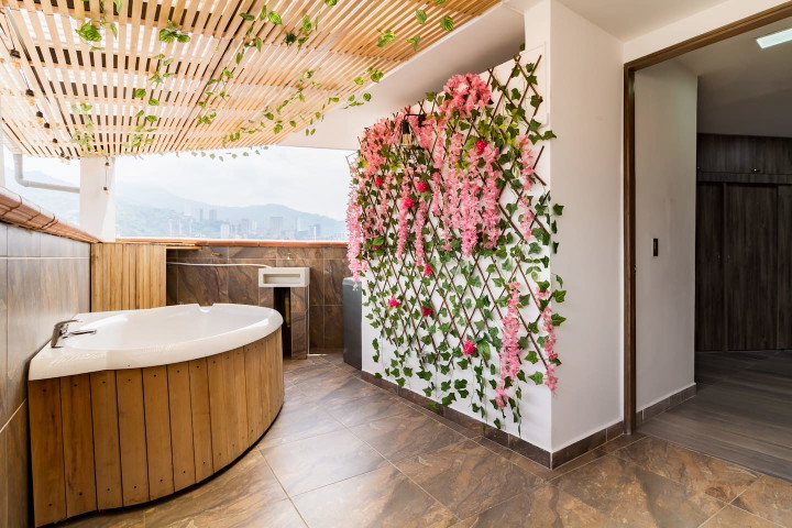 Jacuzzi Privé Et Terrasse Avec Vue Sur La Ville - Itagüí