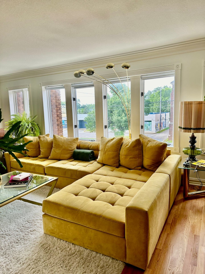 The French Way Apartment - Des Moines, IA