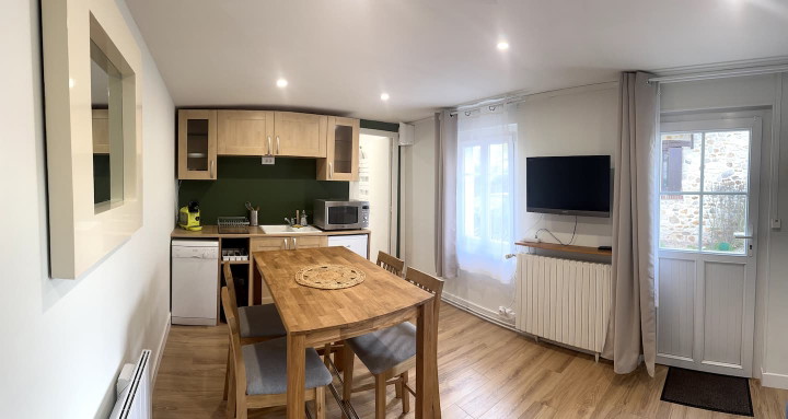 Charmante Dépendance - France