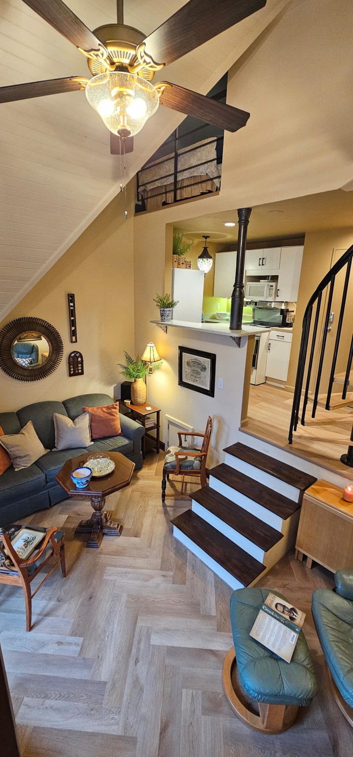 Charming Loft | Chq Prime Location | Porch + W/d - Chautauqua, NY