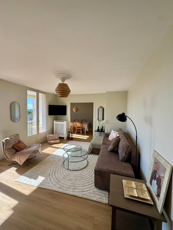 Superbe Appartement Rénové Calme Avec Belle Vue. - Saint-Cannat