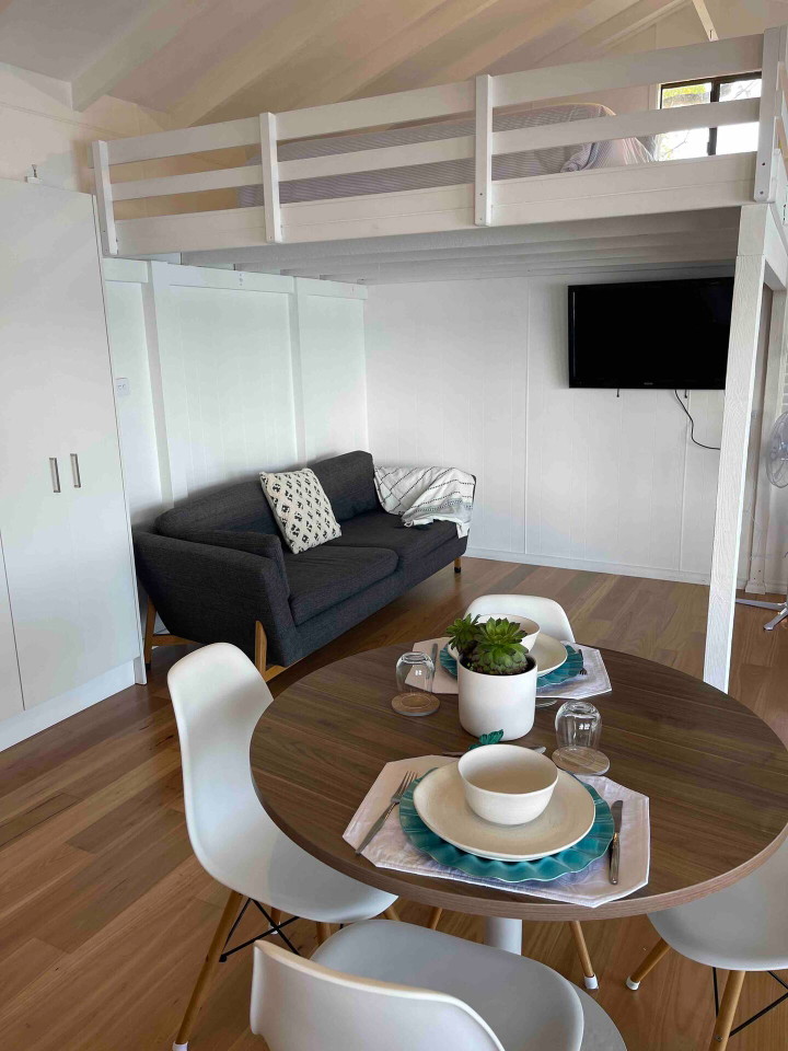 Coastal Pines Tiny Loft Absolute Waterfront - Central Coast