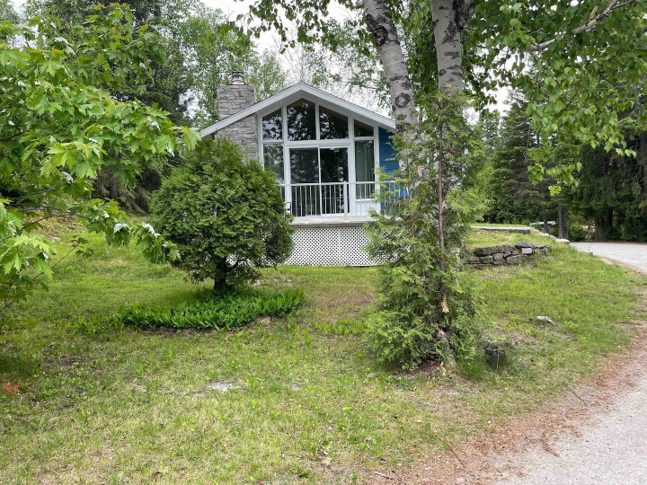 Le Scandinave At Lac Saint-jean #Citq 306003 - Alma