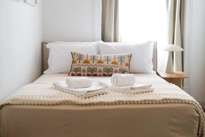 Guesthouse Room | Faro Center | Marina | Wifi | Ac - Faro
