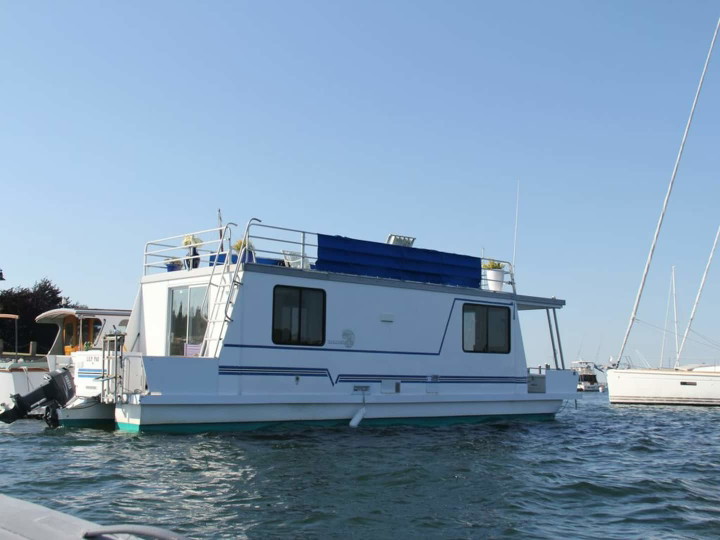 Lilypad Your Floating Home In Newport! - Newport, RI