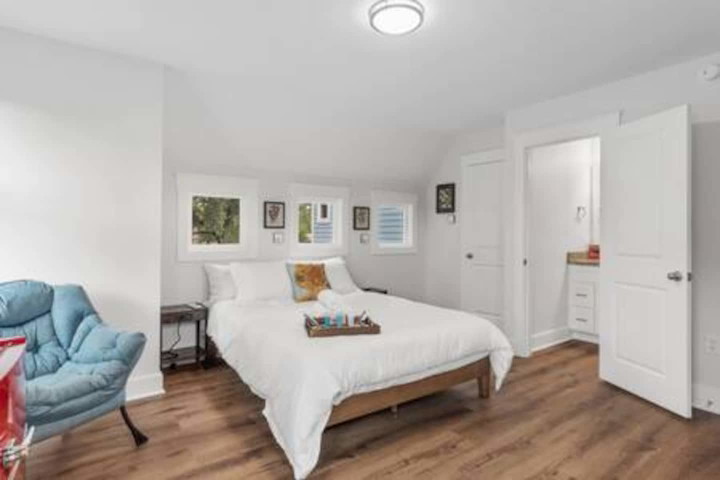 The Artists Suite - Wilmington, NC