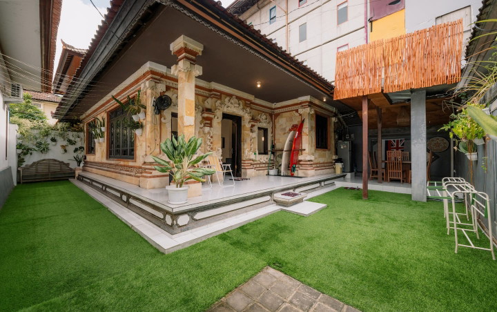 Kuta Surf House - Bali