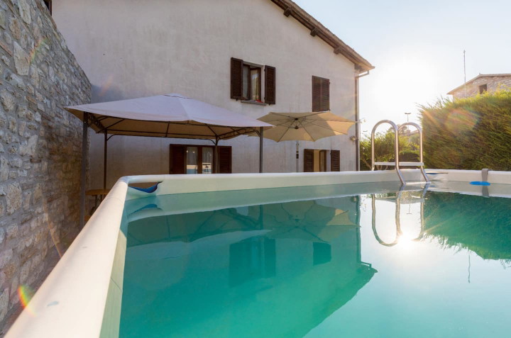 Guesthost - Borgo S. Lucia Flat W/ Parking-garden - Provincia di Perugia