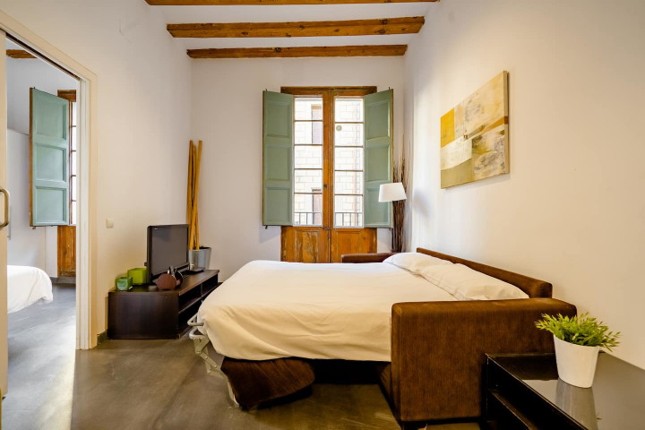 Espartería 2: Centrally Located And Practical - Barcelona