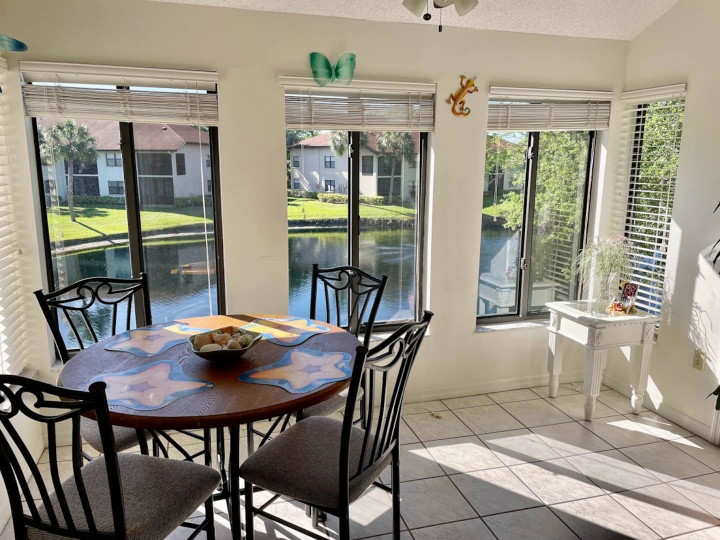 Bk Shorewalk, Near Anna Maria Island Beaches And Img, Pools, Tennis, Pickleball - Anna Maria Island, FL