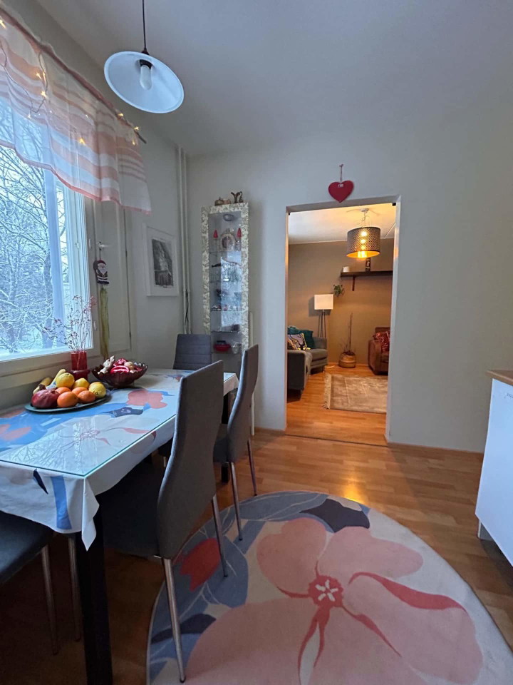 Parvekkeella Varustettu Asunto Kirkkonummella - Kirkkonummi