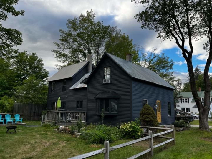 Quintessential Farmhouse In The Village - Conway, NH