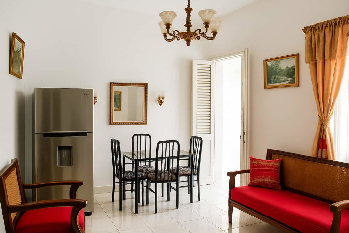 Apartamento Independiente Con Balcón Centro Habana - Havana