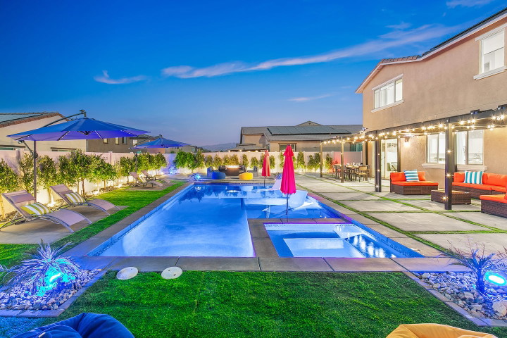 Coachella Desert Castle/pool/jacuzzi/poker Room! - Coachella, CA