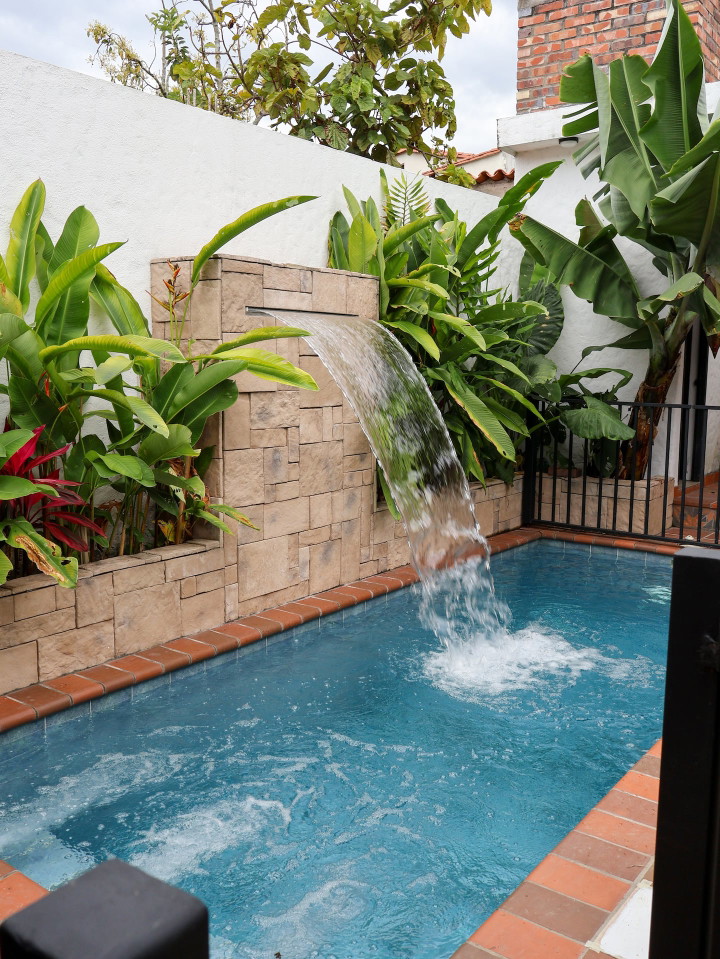 Waterfall Pool Mountain View 10 Guests - Chinácota