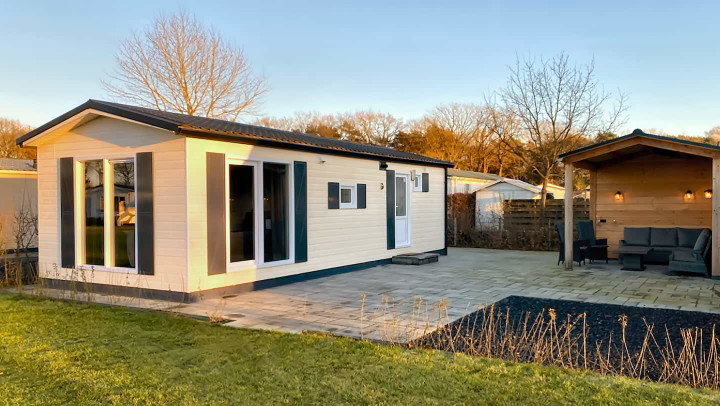 Huisje Met Cv, Tv, Airco, Zwembad, Restaurant - Slagharen