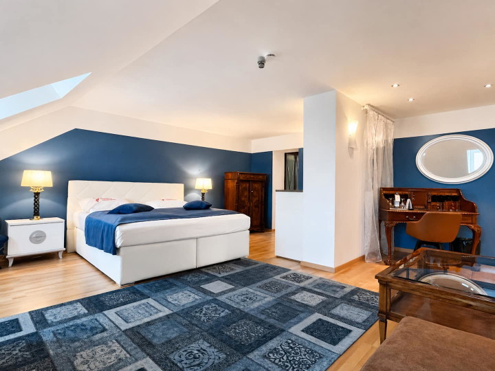 Superior Zimmer Im Hotel Rivoli | Balkon - Parken - Múnich